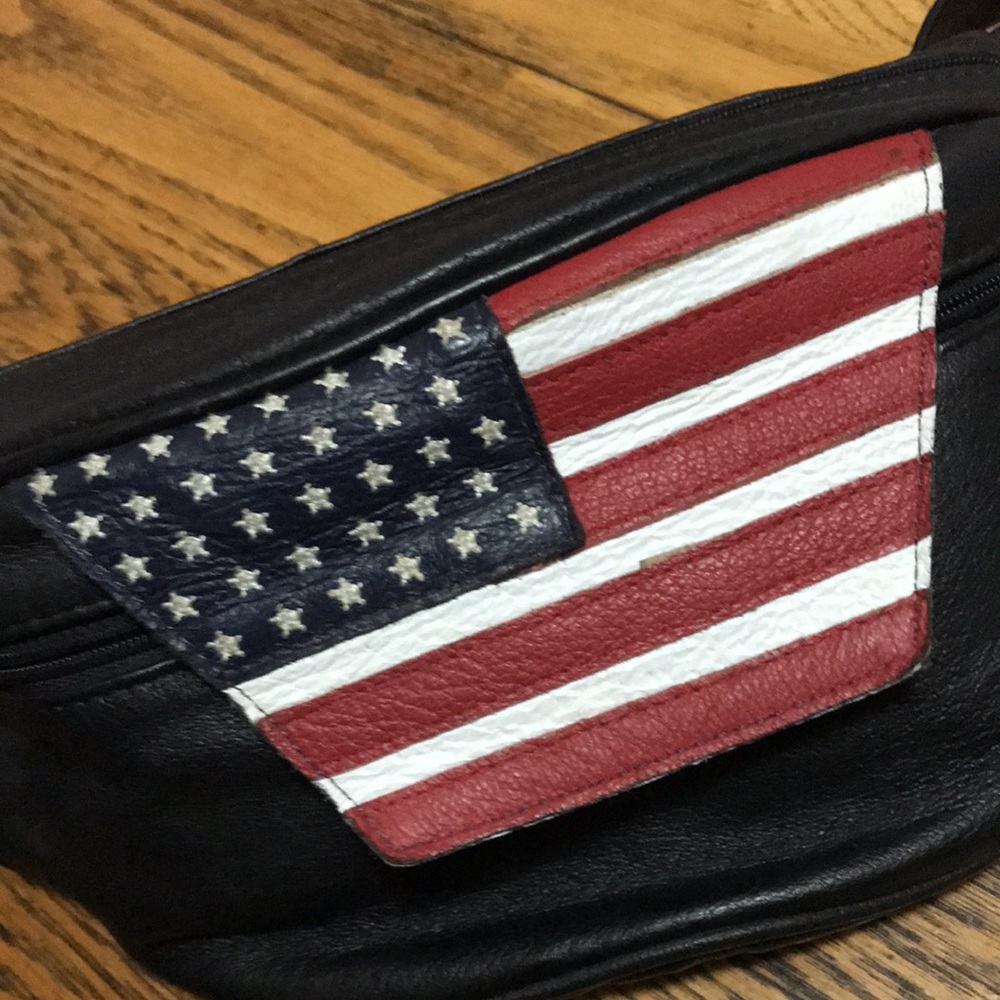 Wilson’s Leather American Flag Fanny Pack Perfect - Gem